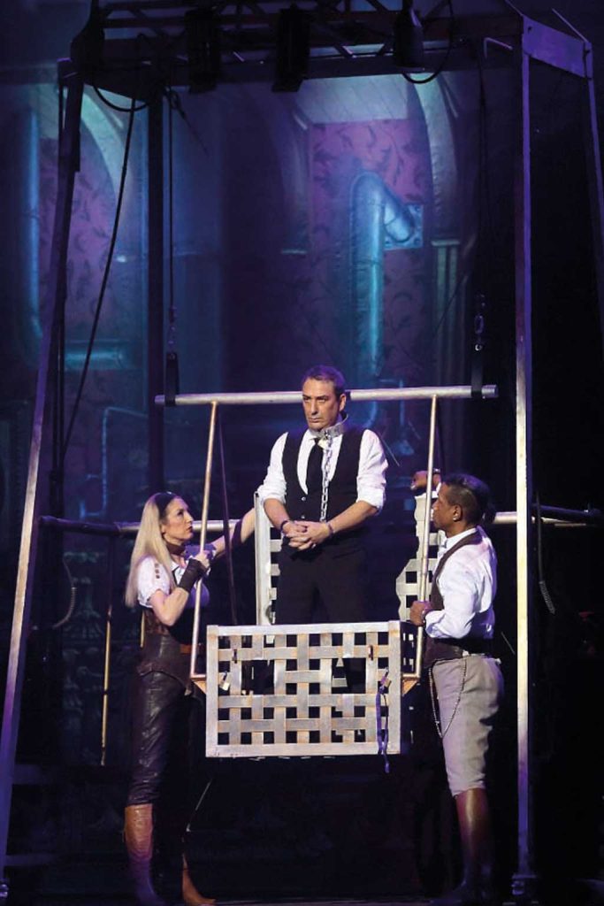 Dani Lary - Site officiel du magicien illusionniste Dani Lary. Les ...